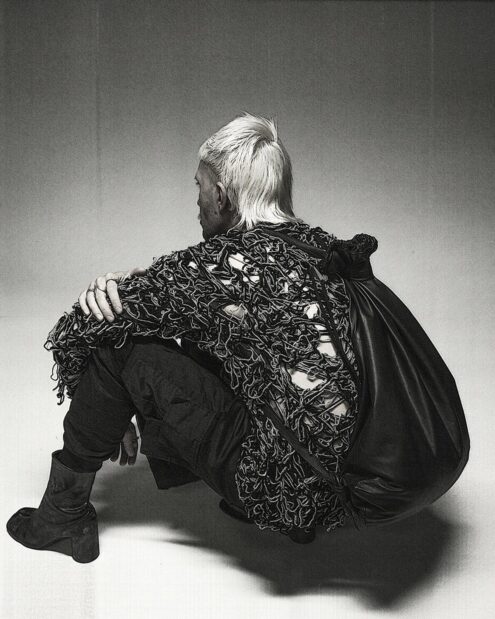 MINOAR.COM | RESISTANT LOOKS