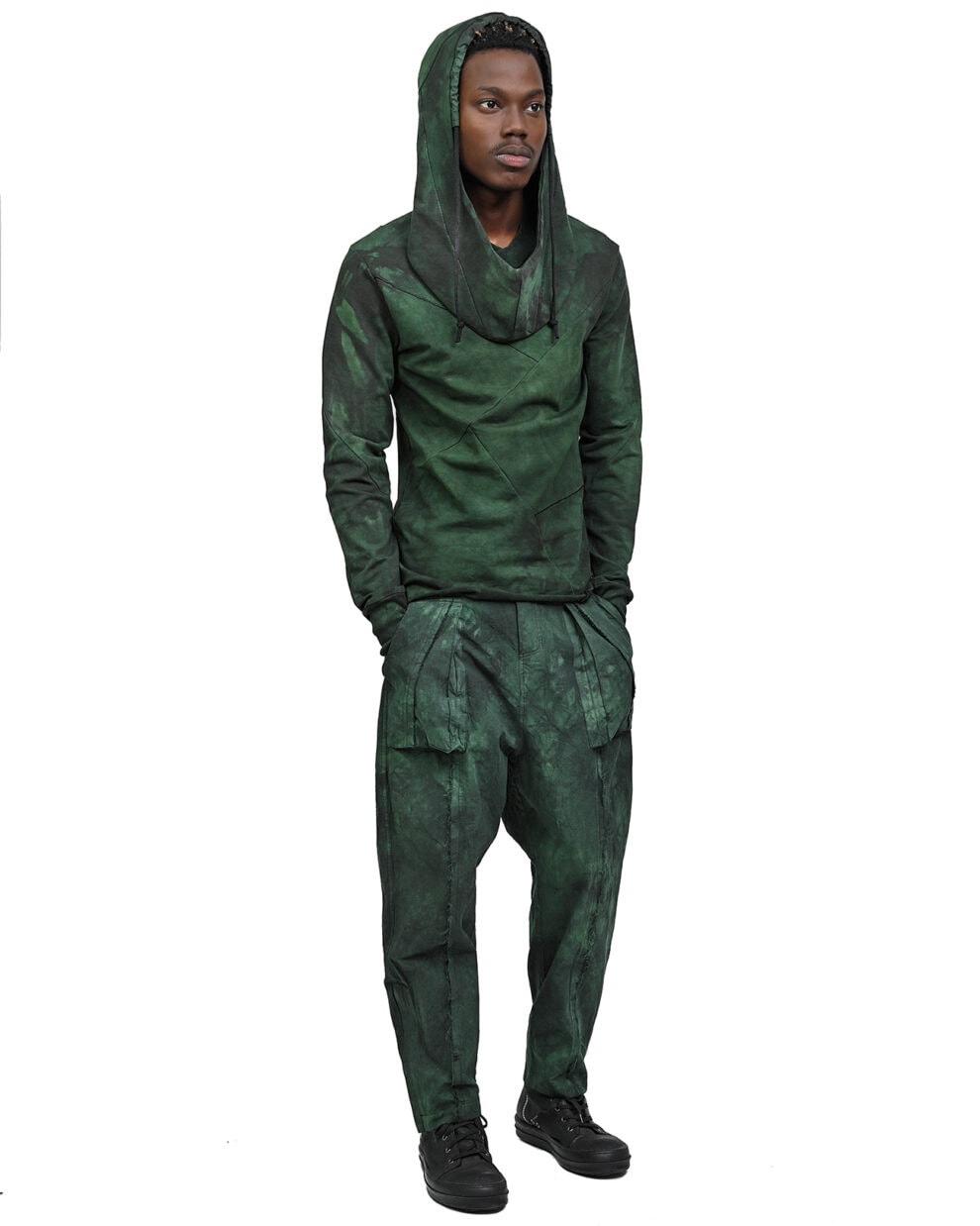 MINOAR.COM | Cold Dyed Wrangle Hood Sweater